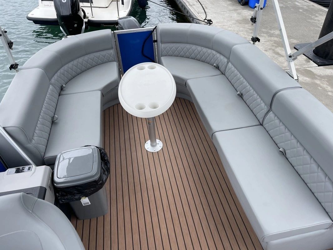 SQ Whitsunday 5200 – SunQuest Boats Australia!