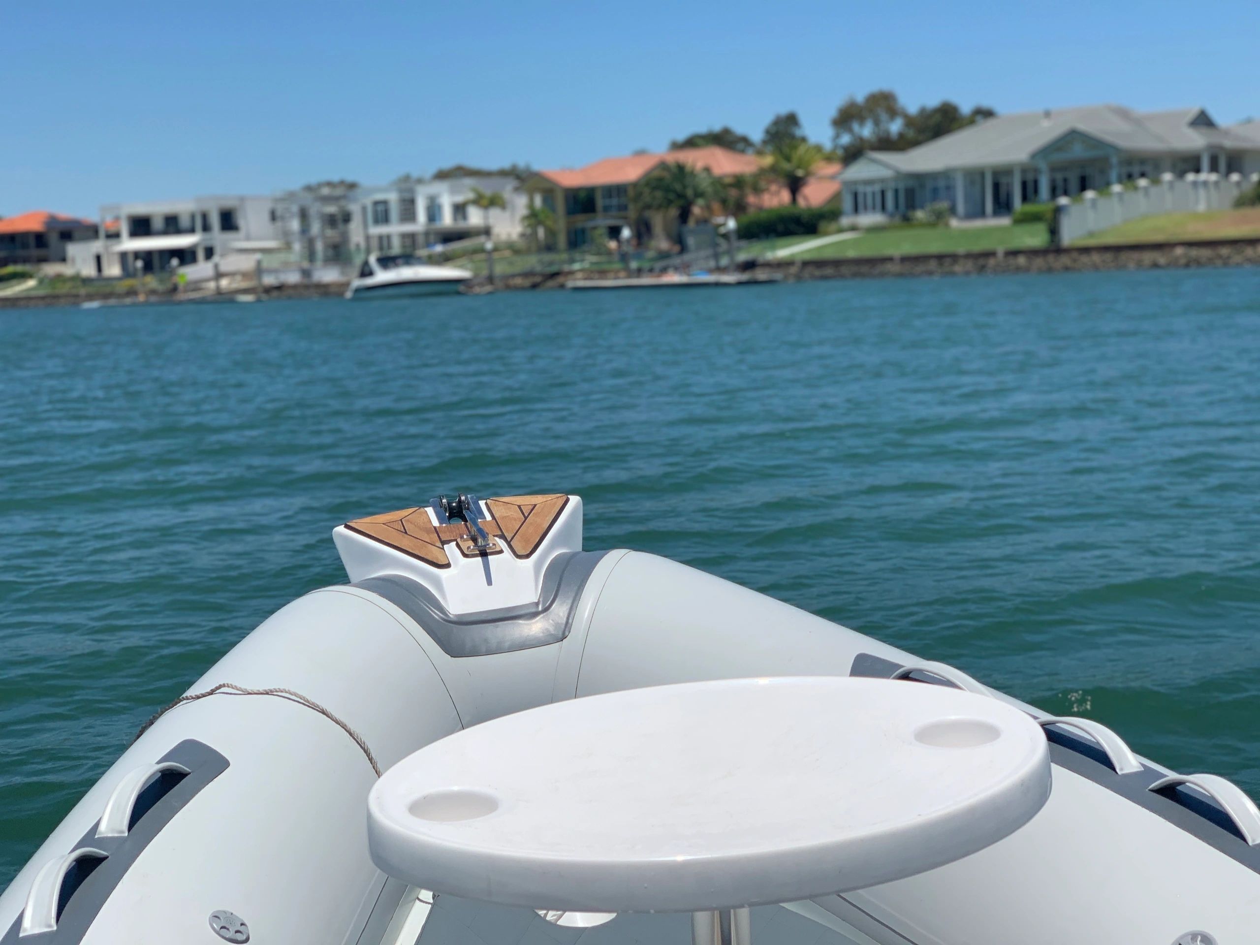 SQR580 Frazer (The last one in stock!) – SunQuest Boats Australia!